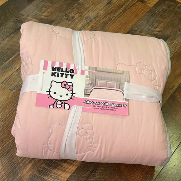 Hello Kitty | Bedding | Hello Kitty Pink Quilt Sham Set Full Queen ...